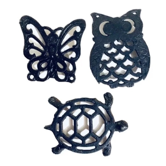 Accents | Vintage Farmhouse Cast Iron Metal Mini Trivets Owl Turtle ...